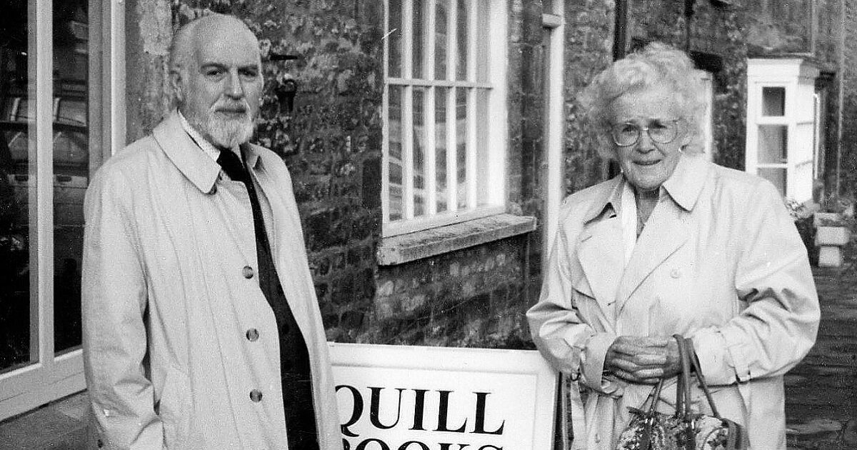 We Should Read More Rushdoony